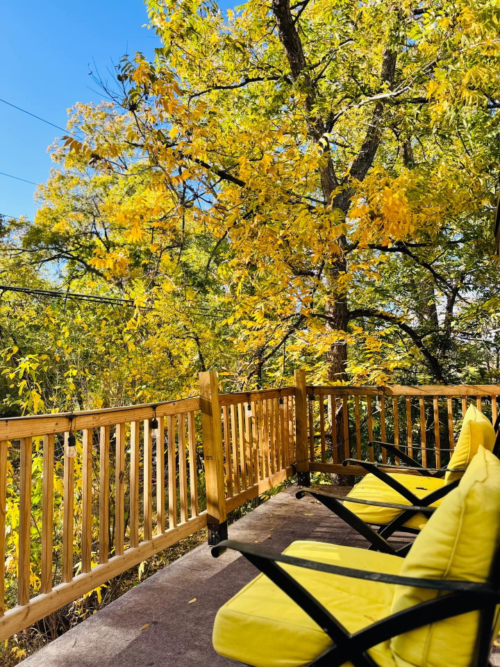 Boutique Orchard Loft | Romantic Balcony Retreat - El Paso, TX