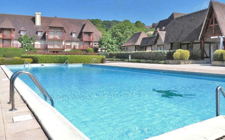 Superbe Appartement En Résidence Avec Piscine - Blonville-sur-Mer