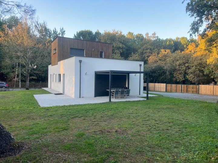 Maison Moderne Avec Jardin
Proche Bordeaux&bassin - Cestas