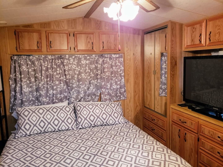 Two Bedroom Park Model Near Disney - Apopka