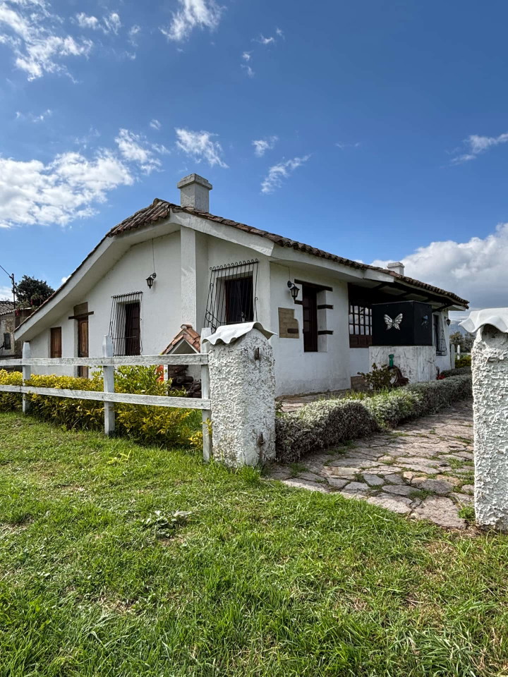 Country Colonial House In Tenjo - Cundinamarca