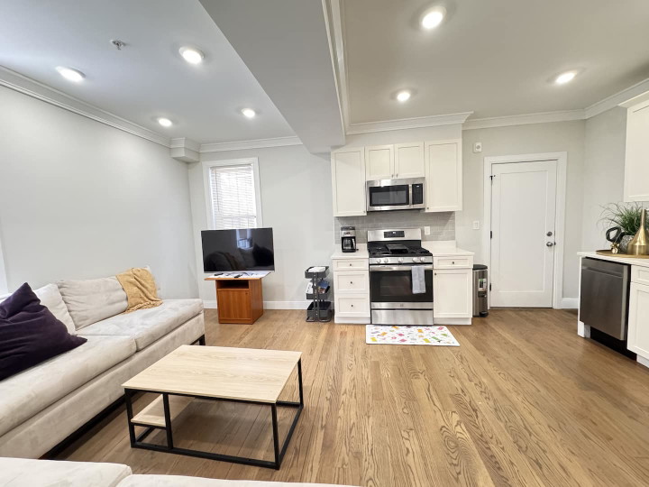 Modern, Furnished 3-bed- Near South Bay, Umass - Boston, MA