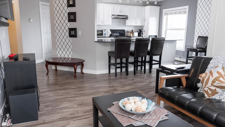 Great Location Great Value Large Corner 2bd 2bth - Calgary
