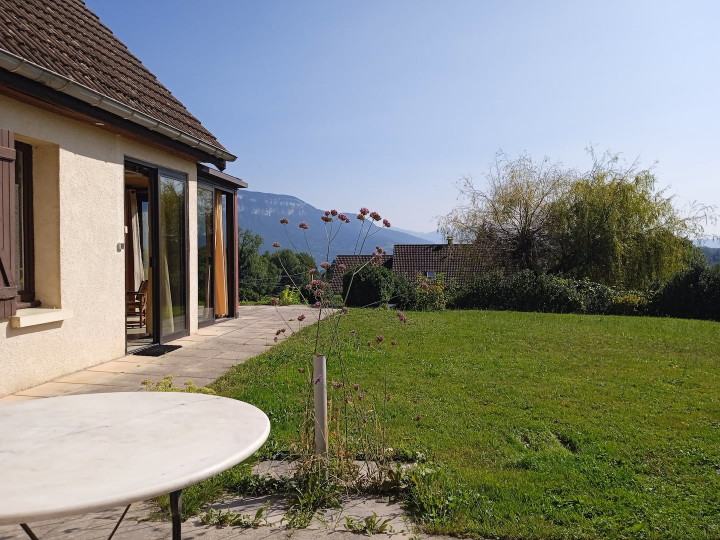 Gîte Nature, Vue Montagne, 5 Min Daiguebelette - Lac d'Aiguebelette