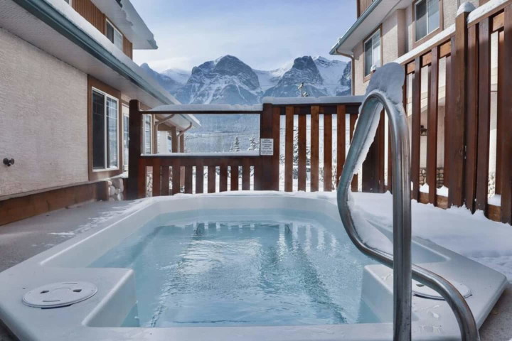 Hot Tub & Fire Pit And Free Banff Park Pass - Banff