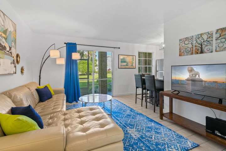 Screened Patio & Garden View Near Downtown - St. Augustine, FL