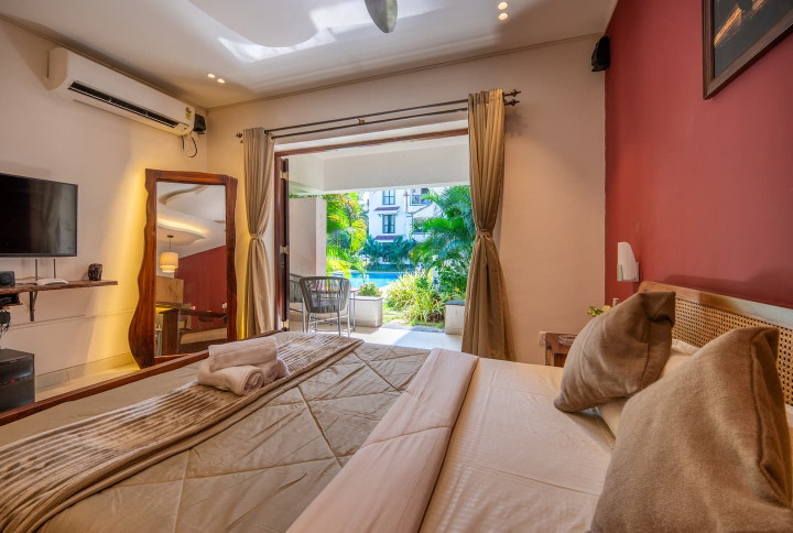 Pool Facing Cozy Studio, Gym, Wifi - North Goa - India