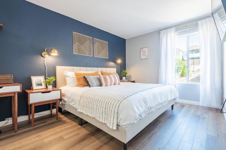 Adorable 2br Condo/king Bed, Close To Everything - San Diego, CA