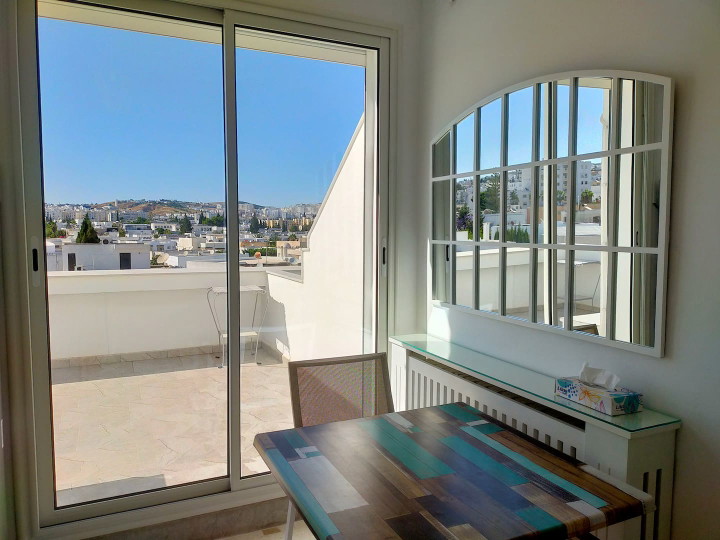 Panoramic Terrace Bright Apartment - Manar 2 - Túnez