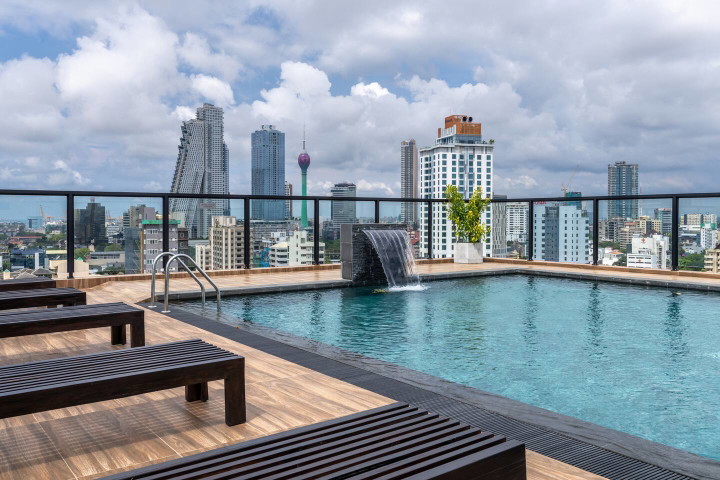 Rooftop Jacuzzi Pool | Full Aircon 4br | Colpetty - Colombo (Sri Lanka)