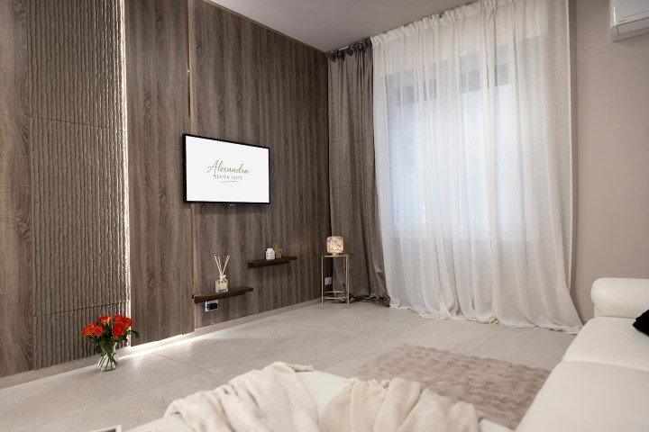 Alexandradesignsuite Relax Near Downtown - Carpi