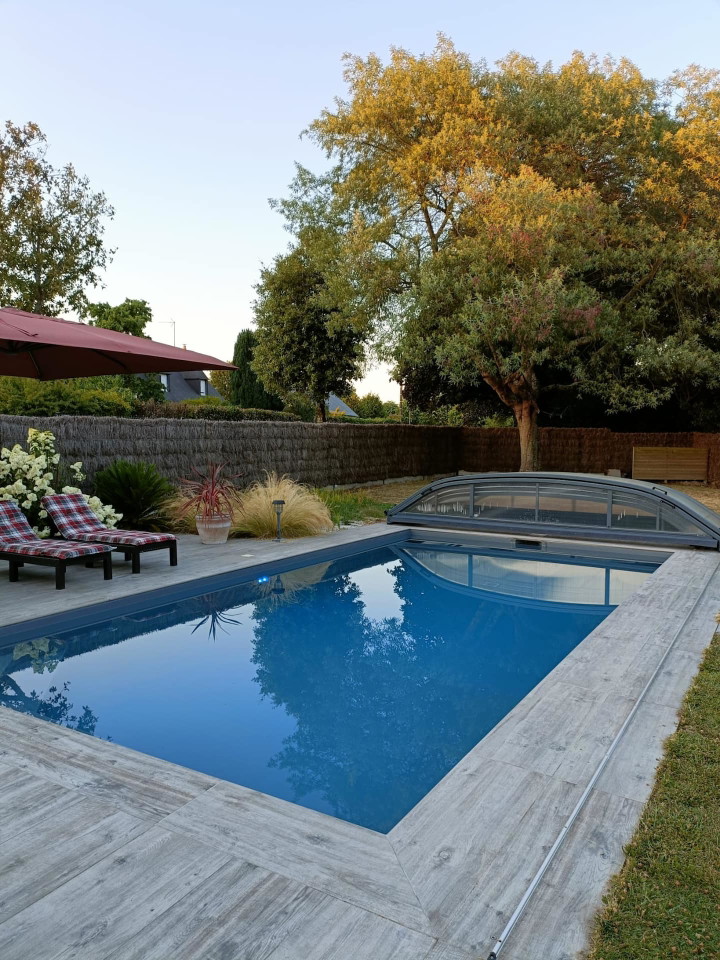 Maison Avec Piscine Chauffée. - Questembert