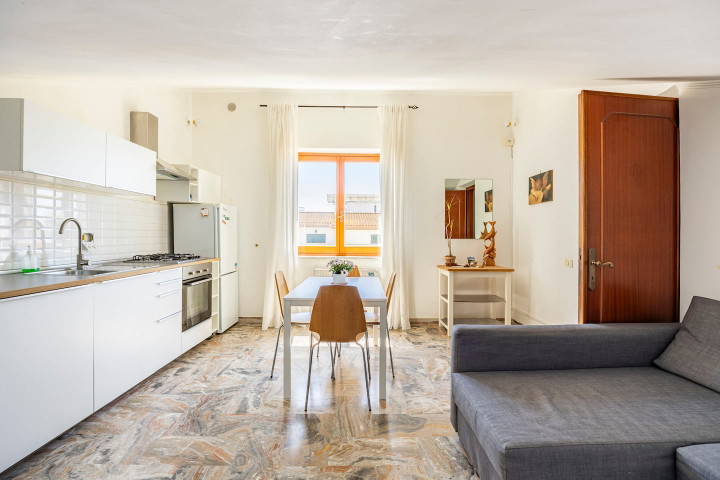 Appartamento Indipendente Con Ampio Giardino - Anzio