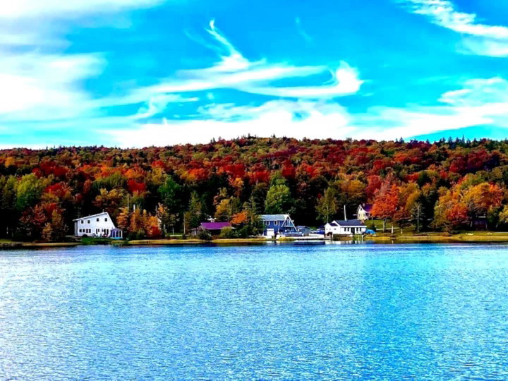 Memes High Mountain Lake House - Bennington, VT
