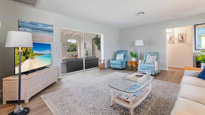 Cozy Punta Gorda Isles Canal Home- Sailboat Access - Punta Gorda, FL
