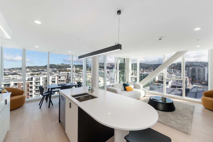 Skyline 2br | Pool + Gym | Central Te Aro Hydelane - Wellington
