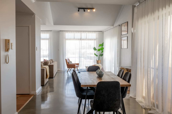 Coastal Luxe Apartment In South Fremantle - Cottesloe
