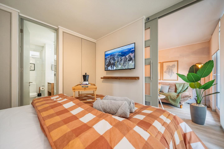 Metro Santa Isabel | Parking, Ac/ Para 3/wifi - Santiago (Chile)