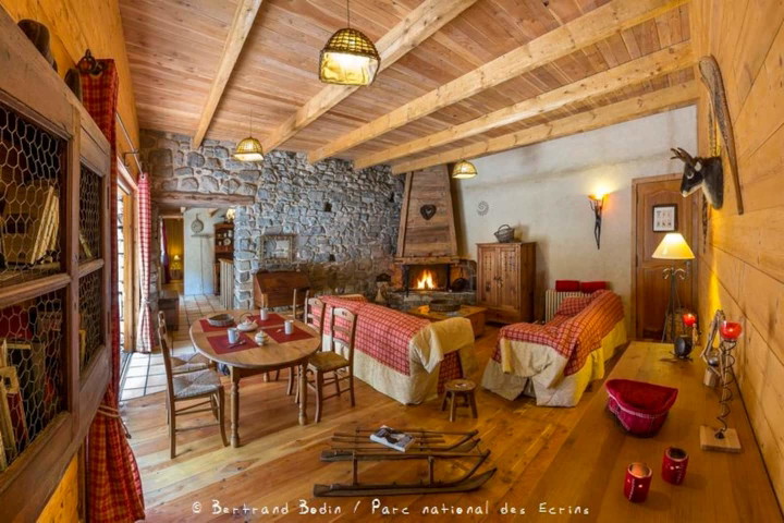 Gîte Est ÉCrin Des Hautes Alpes: Ecogîte De Charme - Hautes-Alpes