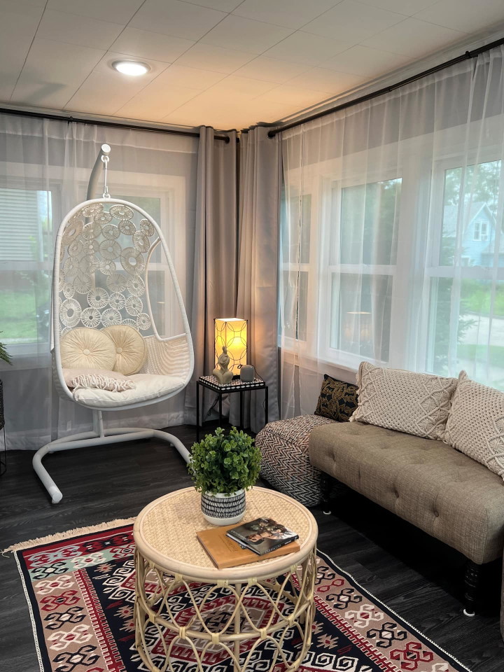 Close To Wisconsin Dells Freshly Renovated Home! - Baraboo, WI