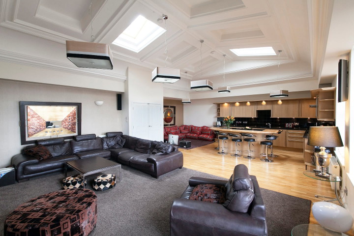 Advocates Close Royal Penthouse - Edinburgh