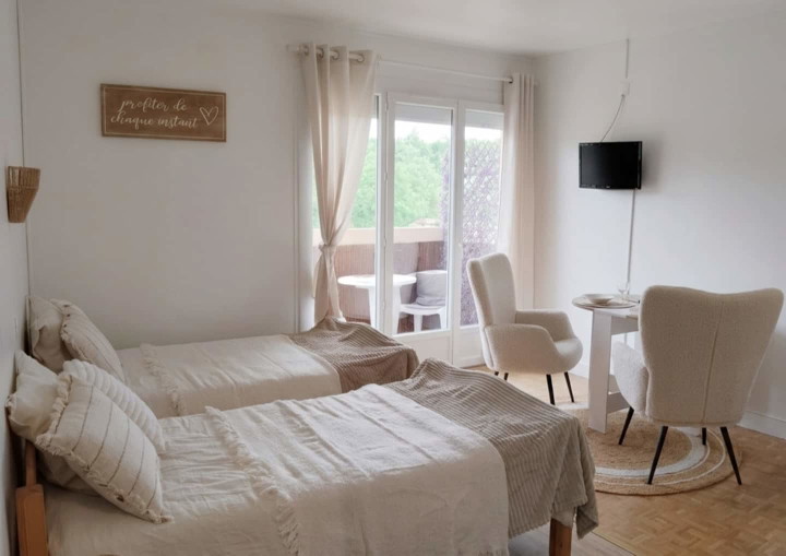 Studio, Entrée Bourg, Tout Proche Des Thermes - Cazaubon