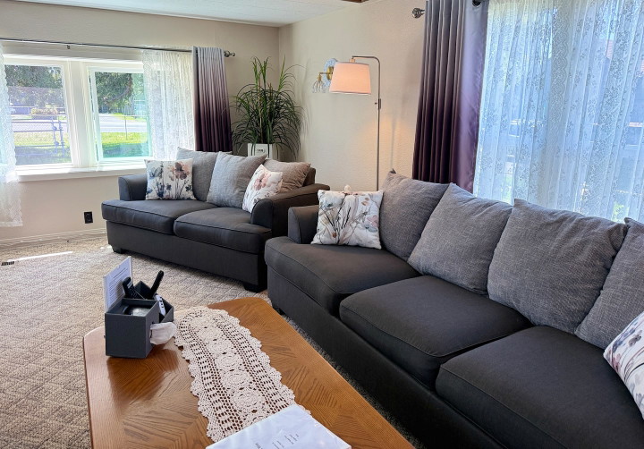 Stocked Kitchen, Coffee Bar, Grill, Parking, Yard - Klamath Falls, OR