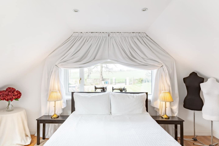 Cosy Stone Coach House Near Glasgow - East Kilbride