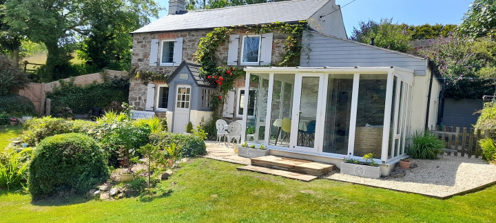 Seabird Cottage In Stunning Woodland/coastal - St Agnes