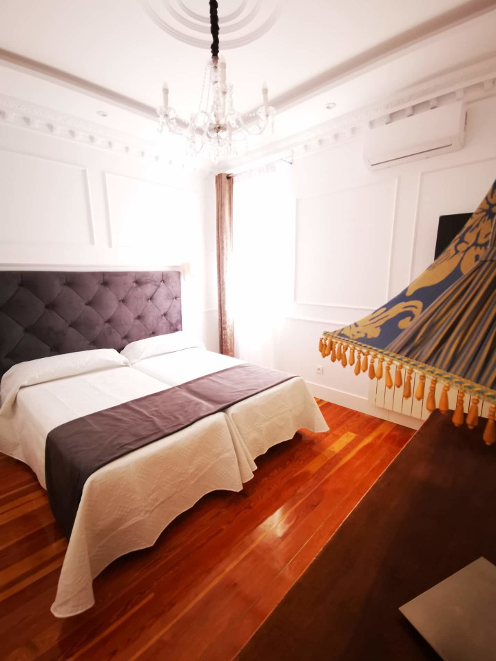Rua Suites Boutique. Habitacion Muralla - Salamanca