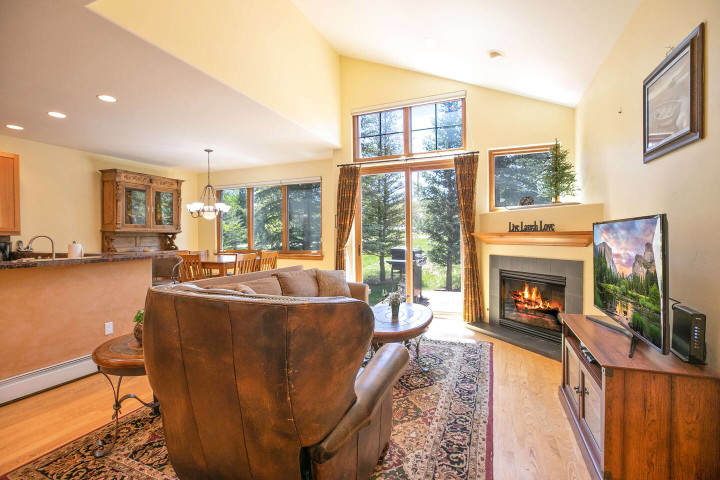 Highland Greens Fairway Townhome: Hot Tub, Views - Frisco, CO
