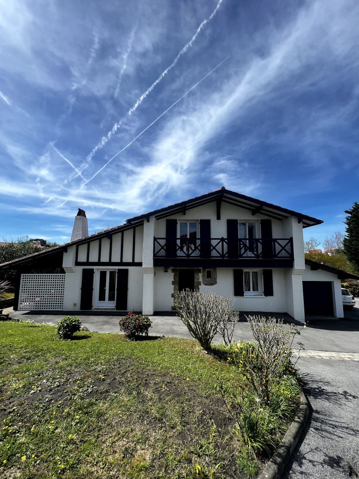 Villa Basque, Plage à 8min à Pied, Jardin, Parking - Bidart