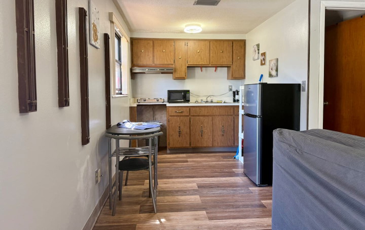 Private Cute Budget Friendly Space. - Winter Haven, FL