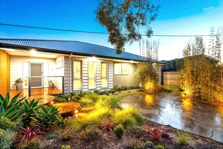 Capel Home (House & Guest House) By Ready Set Stay - Rye