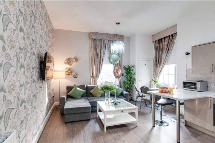 Luxury 8 Person City Centre Apartment - Liverpool