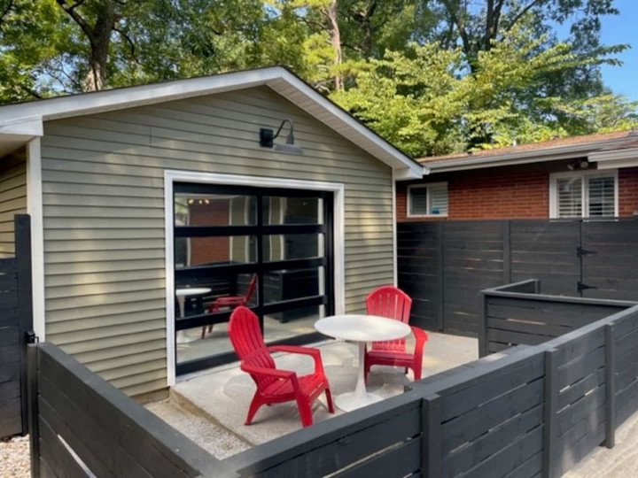 Clean, Modern, Dog-friendly Space In Charlotte! - Charlotte, NC