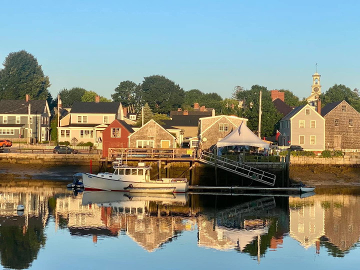 Historic Portsmouth At Your Doorstep - Portsmouth, NH