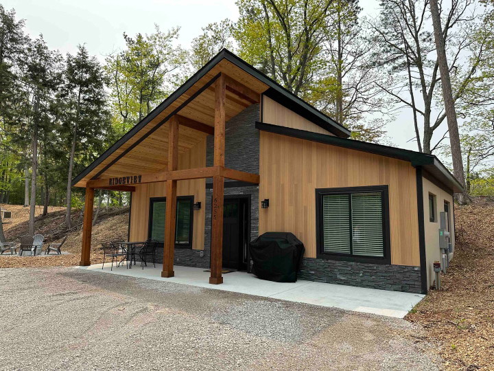 Ridge View | Walk To Glen Arbor | Pet-friendly - Glen Arbor, MI