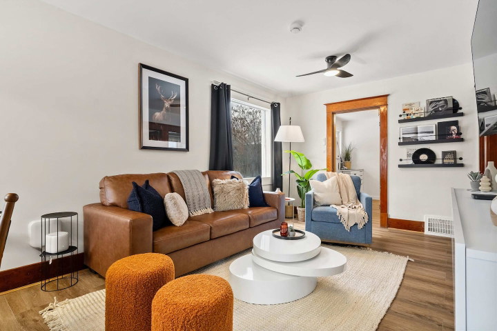 Fossil&nbsp;Flats&nbsp;: Logement Design De 3&nbsp;Chambres Dans Le Centre-ville&nbsp;! - Drumheller