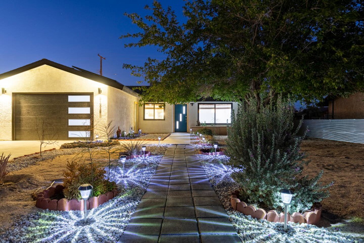 Game Room! Hot Tub+stock Tank Pool+fire Pit - Joshua Tree, CA