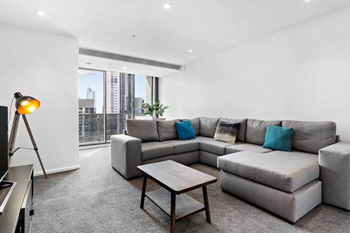 Sensational Southbank: A Modern Resort-style Stay - St Kilda