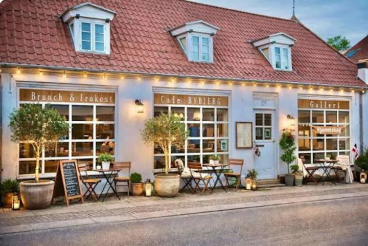 160 M² Luksus & Caféhygge I Hjertet Af Stege - Mer Baltique