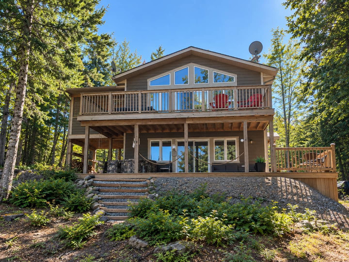 Crego Cove: Private Lakeside Retreat - Kawartha Lakes