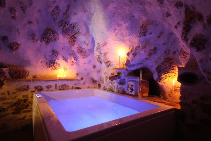 Santo's Luxury - Idromassaggio E Doccia Emozionale - Campo Imperatore