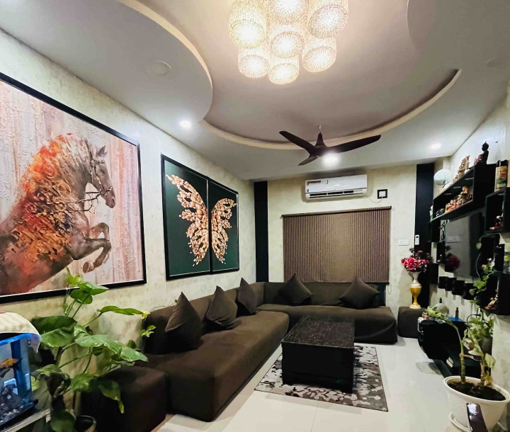 Pearl Luxury Suite Condo (3bhk + 1 Leisure Room) - Jabalpur