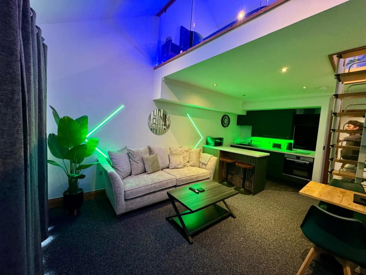 Boutique Spa Apartment With Balcony & River Views - Norwich
