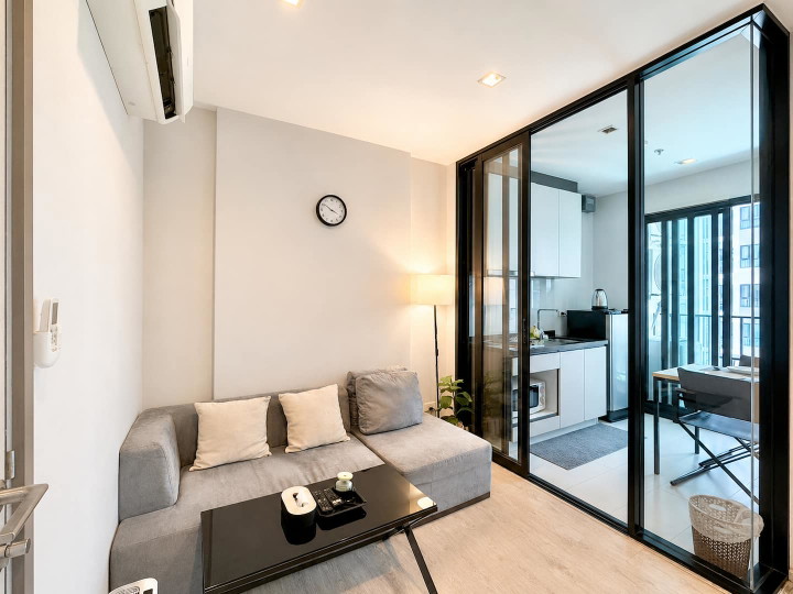 Sunny Getaway/ Poolside View & Modern Living - Pattaya