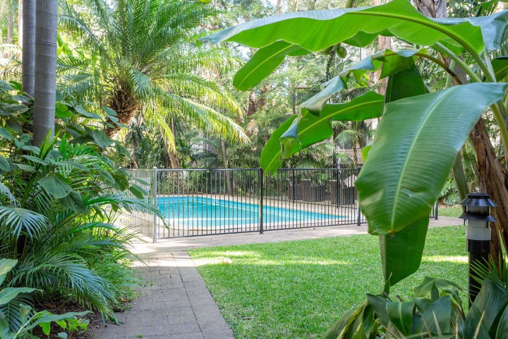 Central & Secluded: Potts Point Paradise With Pool - Manly