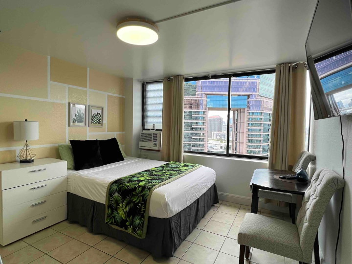 Queen Bd 29th Fl Condo Studio View - Honolulu