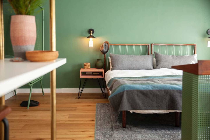 Central Design Studio For Urban Explorers - Camps Bay